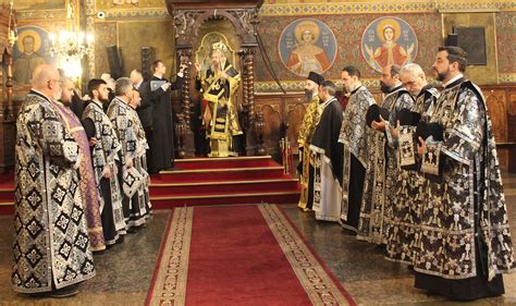 Велика сряда в катедралния храм “Св вмчца Неделя”
