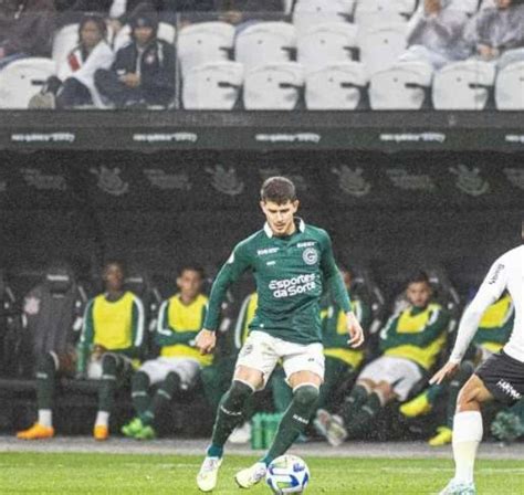 Veja estatísticas do lateral esquerdo Hugo alvo do Corinthians para