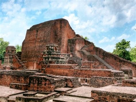 भारतातील 1600 वर्ष जुन नालंदा विद्यापीठ 700 वर्षांनी नामशेष कसं झाले