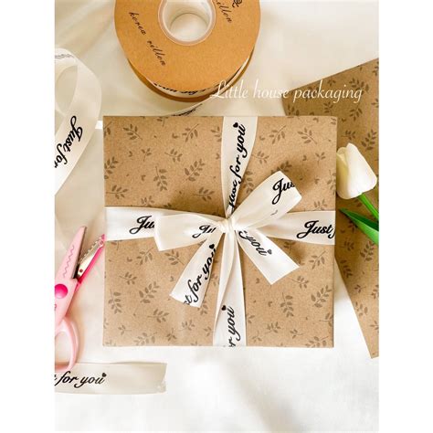 ชุดที่ 1 ขนาดa4 A3 กระดาษห่อสินค้า เเพ็คของ กระดาษห่อพัสดุ กระดาษห่อของ กระดาษพิมพ์ลาย คละลาย