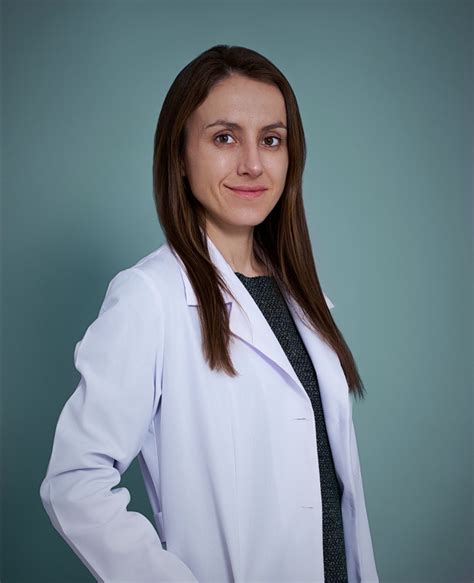 Д р Диана Христова дм Акушер гинеколог София Супердок