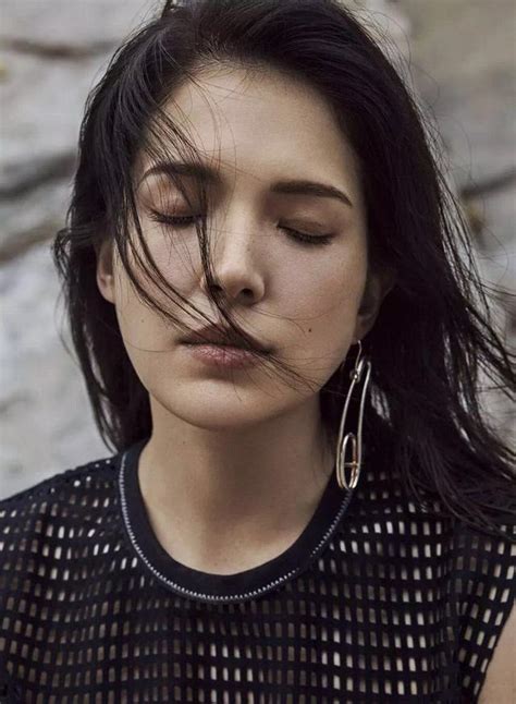 不一样的意大利风情，许玮甯最新超美写真，阮经天知道要后悔了！ 每日头条