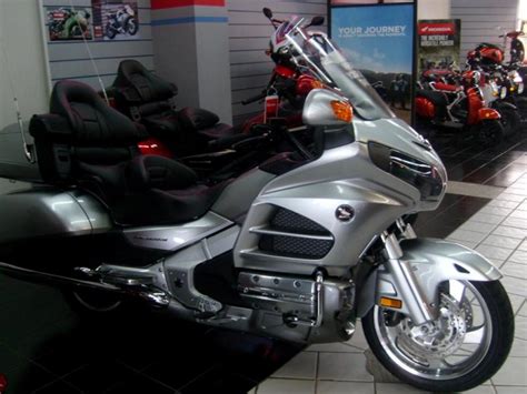 Honda Honda Gold Wing Audiocomfort Motozombdrivecom