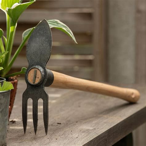 Buy Dewit 3 Prong Digging Mattock
