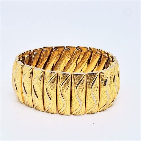 Monet Vintage Late 1960s Patpend Gold Plated Panel Link Banhado A Ouro