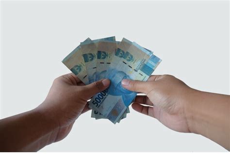 Kapan Bantuan Dana KIP Kuliah 2024 Mahasiswa Semester 3 Dan 5 Cair Ini