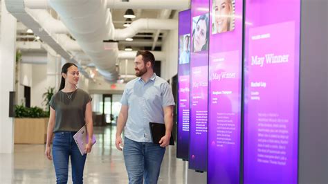 Walk This Way How Custom Lg Displays Brighten Hallways At New Insight