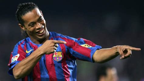 Barcelona Tipped To Sign Ronaldinhos Son Rport