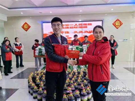 镇江市第一人民医院赴市残疾人就业托养中心献爱心中国镇江金山网 国家一类新闻网站