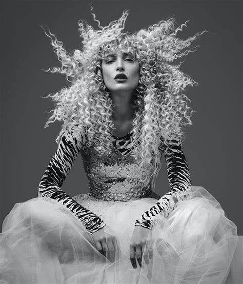 Home 5 Main Demo Multipage Resonance — One And Multi Page React Nextjs Creative Template