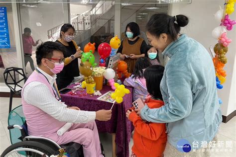 傳達社企理念 桃園社企中心平鎮館慶新年