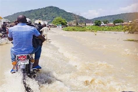 Lokoja Floods Responsible For Fuel Scarcity In Abuja Transporters