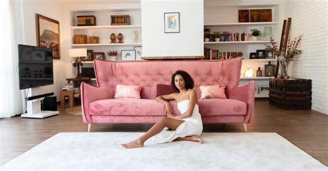 Classic Velvet Sofa Simone Famaliving Montréal