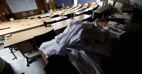 ‘집단 유급 우려에 의대 14곳 수업 재개17곳은 다음주 재개