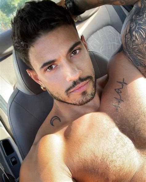20 Sexy Pics Of Alejo Ospina Colombian Onlyfans Hottie
