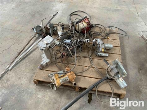 Assorted Pumps Fuel Pumps Agriculture Bigiron