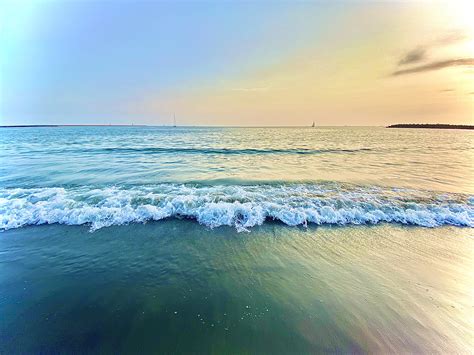 【台中大安濱海樂園】海水浴場泳池免費玩水豪華露營優惠及交通資訊一起看！ Cp值