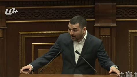 Հավաքե՛ք Ձեզ․ պարոն Սիմոնյան դուք ձեզ հաշիվ տալի՞ս եք որտեղ ինչ եք խոսում․ Հրաչյա Հակոբյան