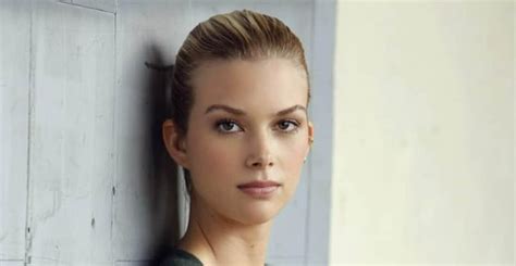 Emma Ishta Body Measurements Height Weight Bra Size Shoe Size