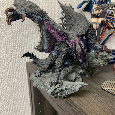 モンスターハンター ゴアマガラフィギュア メルカリ