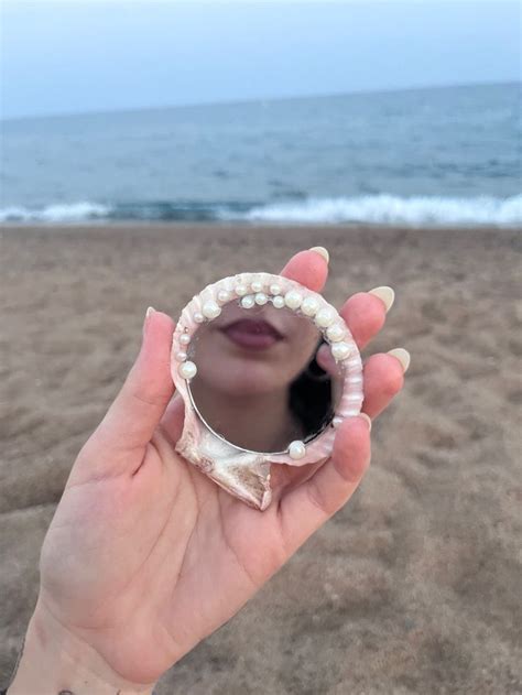 Debbie Giuliani Adlı Kullanıcının Seashell Crafts Panosundaki Pin 2024