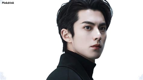 더쿠 왕허디 얼굴 좀 봐