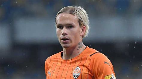 Мудрик узгодив контракт з Арсеналом інсайдер — Спорт 24