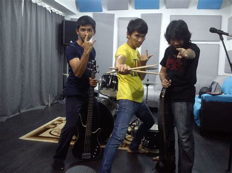 Thunder Emperor Thunder Emperor Updated His Cover Photo