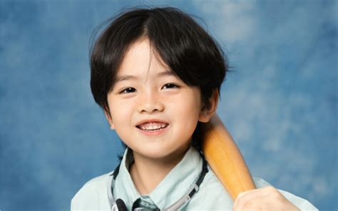 人类幼崽版美式证件照 宁小雪啊 宁小雪啊 哔哩哔哩视频