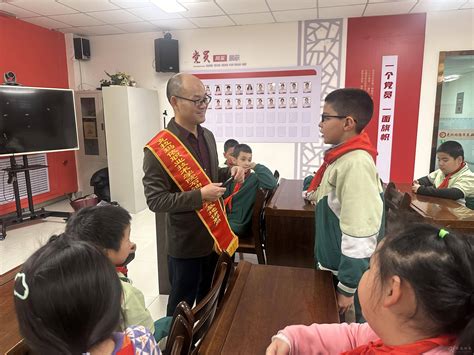 石油精神代代传——第五小学开展石油知识讲座