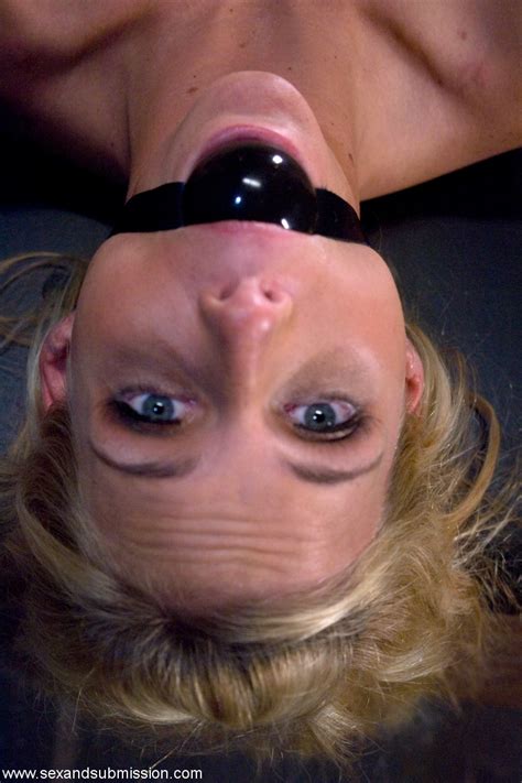 Sex Und Unterwerfung Mit Phoenix Marie Steven St Croix Naked Pics