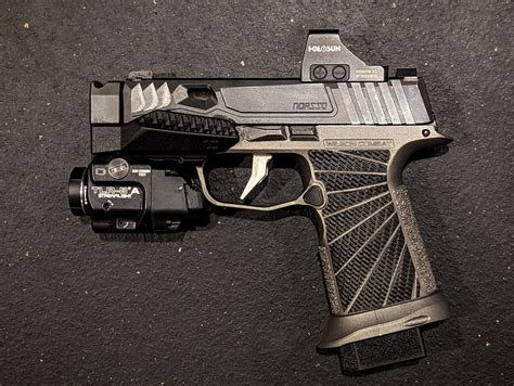 Monochromatic R Sigsauer