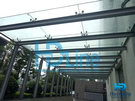 Mái Kính Chân Nhện Spider Xem Mẫu đẹp Và Báo Giá Tốt 2023