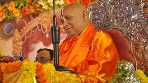 Nitish Kumar Join Nda Jagadguru Rambhadracharya Says Bihar Politics