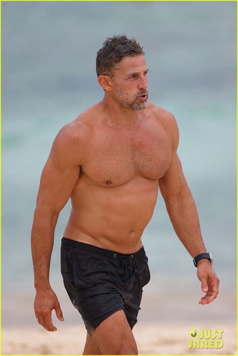 Australias First Bachelor Tim Robards Looks So Fit At 40 See New