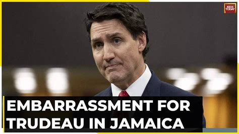 Canadian Pm Justin Trudeaus Plane Breaks Down Again Trudeau Faces