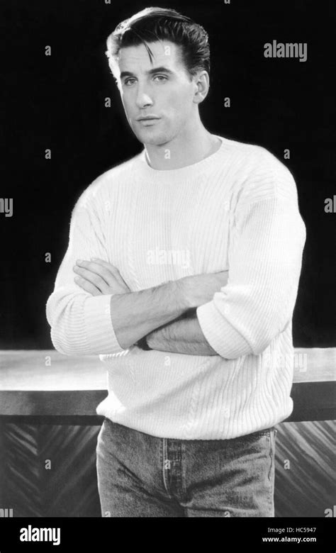 Sliver William Baldwin 1993 ©paramountcourtesy Everett Collection