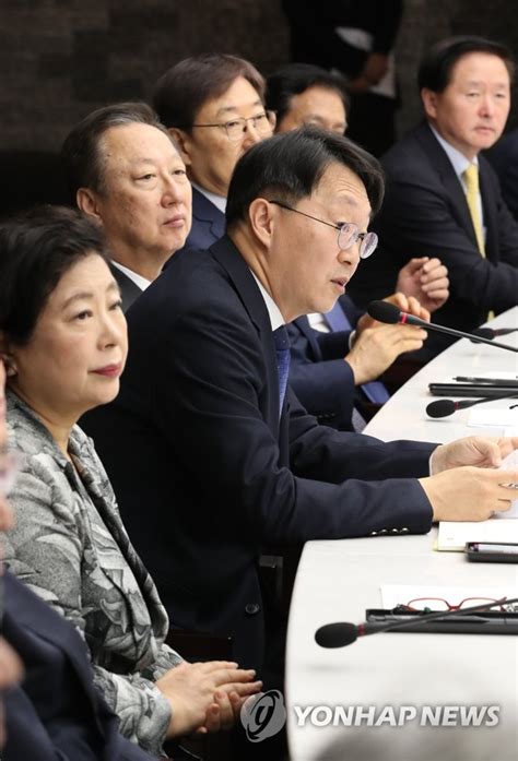 인사말 하는 김현준 국세청장 연합뉴스