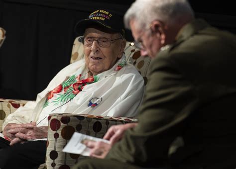 Veterans Day 3 Generations Of Veterans Swap Stories