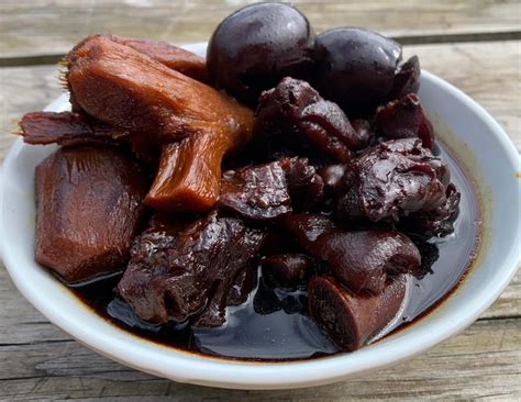係咪痴撚線 英國都有得食🤣🤌🏿 Uk Products Stewed Pork Trotter And