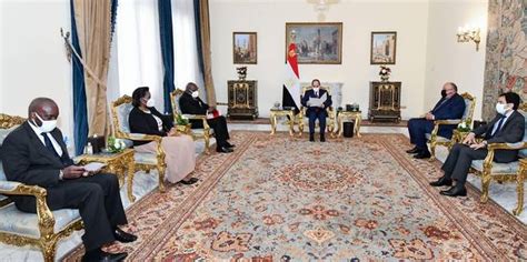 السيسي يؤكد رغبة مصر في تعزيز العلاقات مع أنجولا معلومات مباشر