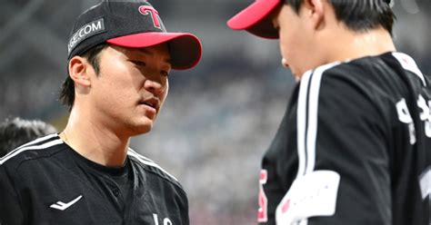 상처뿐인 승리 Lg 어쩌나 60억 외야수광속 사이드암 부상 교체 몸상태에 촉각