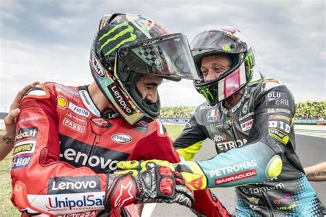 Bagnaia Bicara Soal Valentino Rossi Dan Marc Marquez