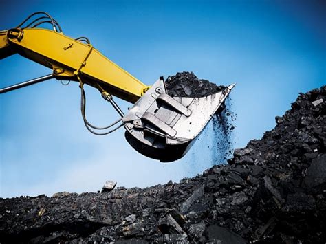 “Нүүрс” ний хэргээр 90 албан тушаалтан 49 тээвэрлэгч гадаадын дөрвөн иргэнийг яллагдагчаар татжээ