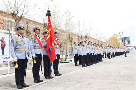 Зэвсэгт хүчний 032 дугаар ангийг Цэргийн гавьяаны улаан тугийн одонгоор шагналаа