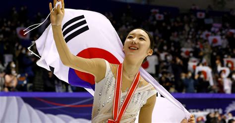 피겨 김예림 NHK 트로피 깜짝 우승 차준환도 동메달 획득