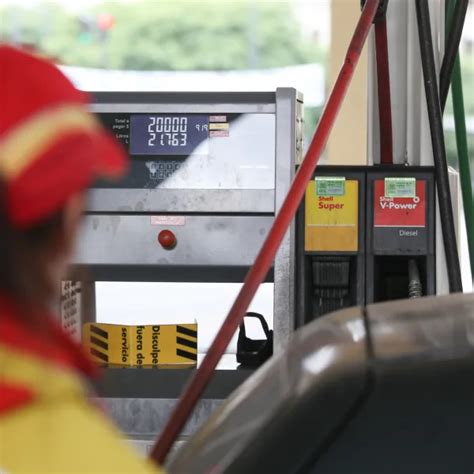Conductores buscan precios más bajos venta de nafta aumenta en CABA y