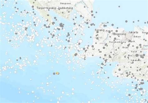 印尼爪哇島海域發生7 4級強震 或引發3米高海嘯 每日頭條