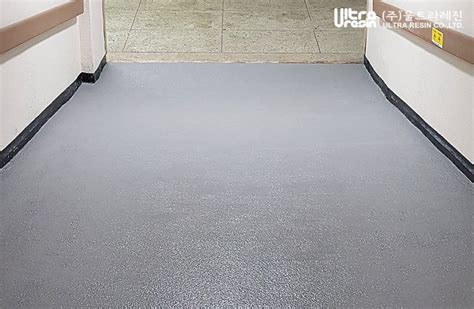 제주도 S시 K공장 Mma미끄럼방지 시공 울트라레진 울트라레진 Mma수지 미끄럼방지 Haccp인증 전용 도막형바닥 크리트바닥 시공전문회사