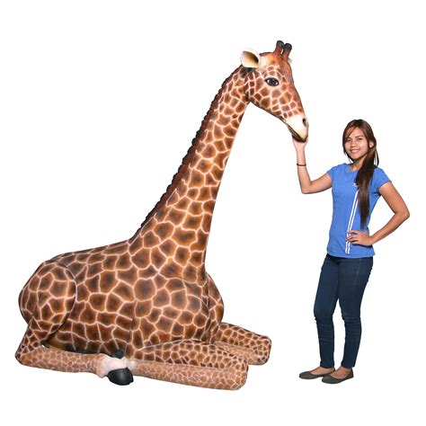 Design Toscano Dakarai Sitting Giraffe Garden Statue Wayfair